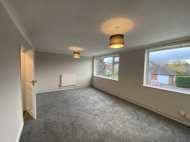 2 bedroom flat to rent