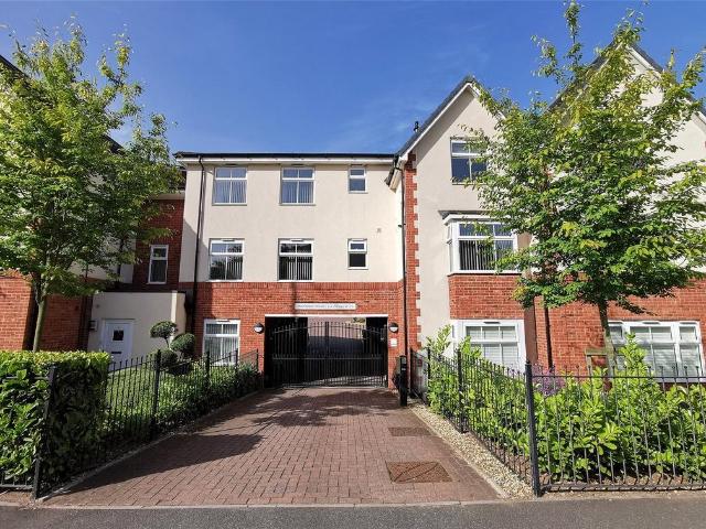 2 bedroom flat to rent