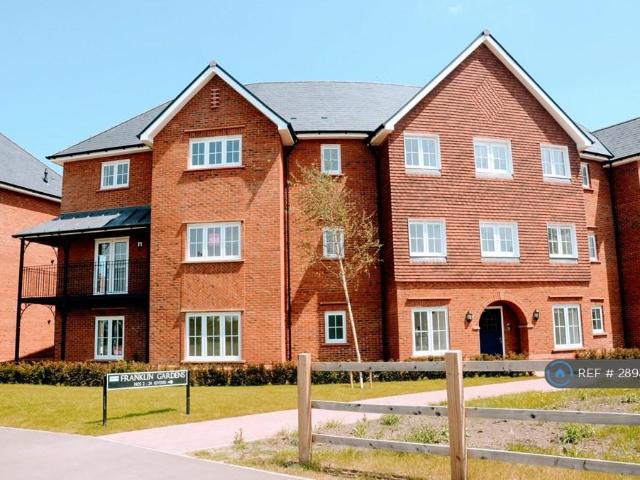 2 bedroom flat to rent