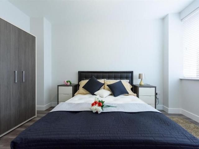 2 bedroom flat to rent