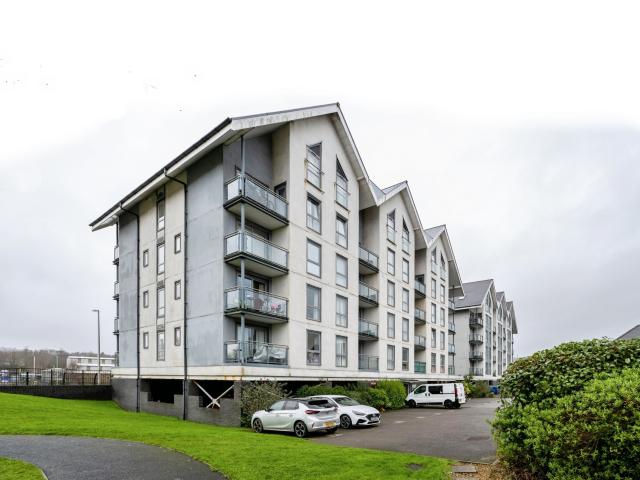 2 bedroom flat to rent