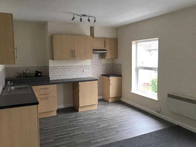 2 bedroom flat to rent