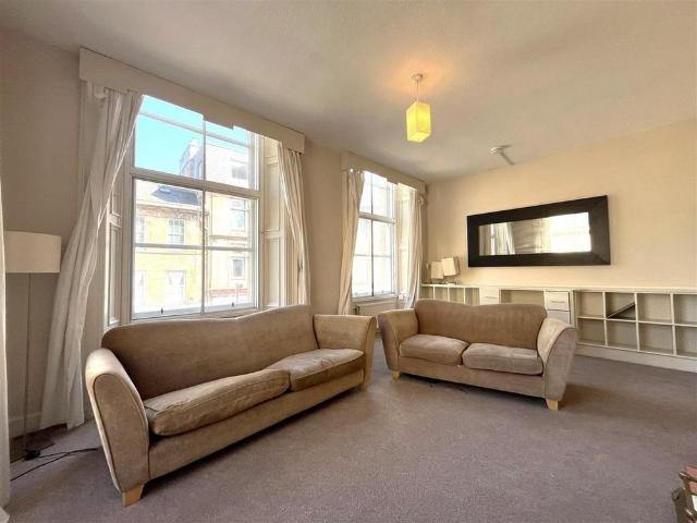 2 bedroom flat to rent