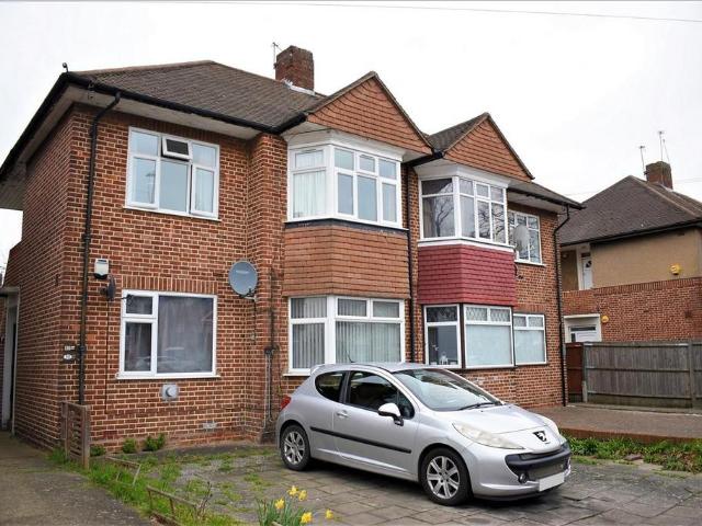 2 bedroom flat to rent