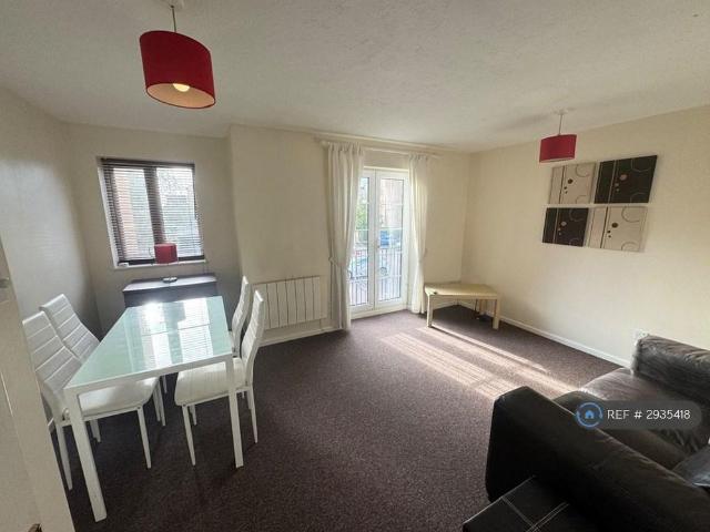 2 bedroom flat to rent