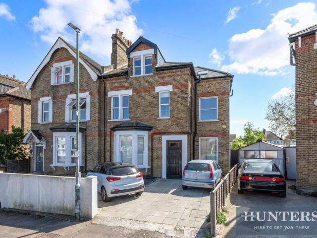 2 bedroom flat to rent