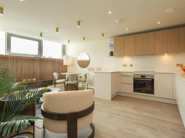 2 bedroom flat to rent