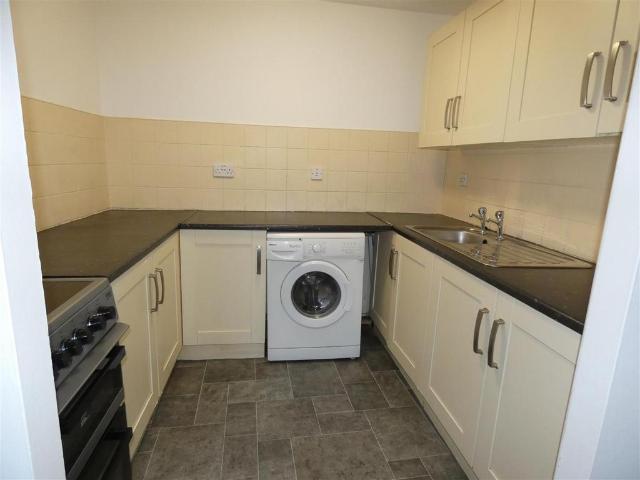 2 bedroom flat to rent