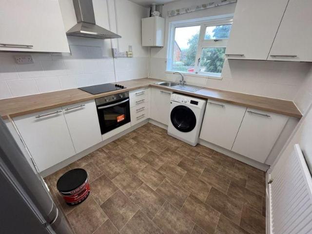 2 bedroom flat to rent