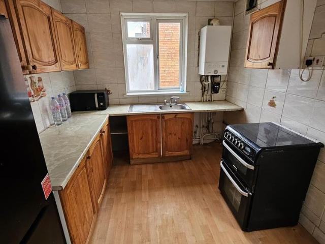2 bedroom flat to rent