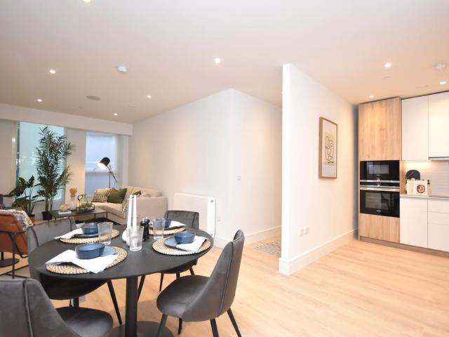 2 bedroom flat to rent