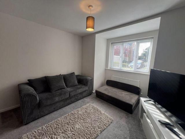 2 bedroom flat to rent