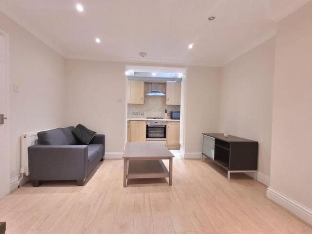 2 bedroom flat to rent