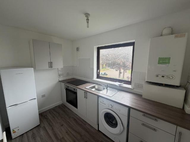 3 bedroom flat to rent
