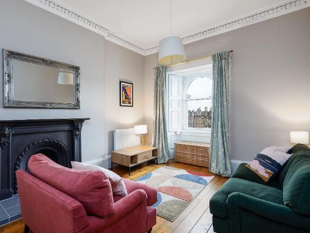 2 bedroom flat to rent