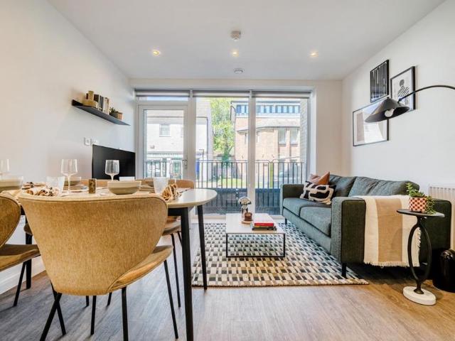 2 bedroom flat to rent