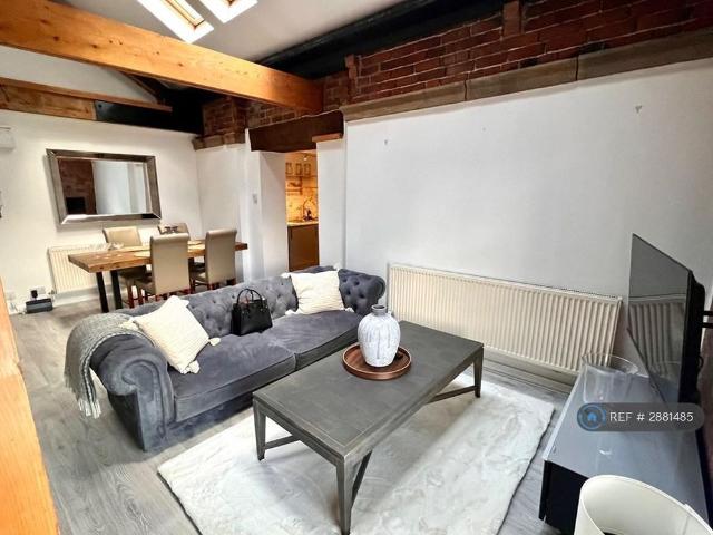 2 bedroom flat to rent