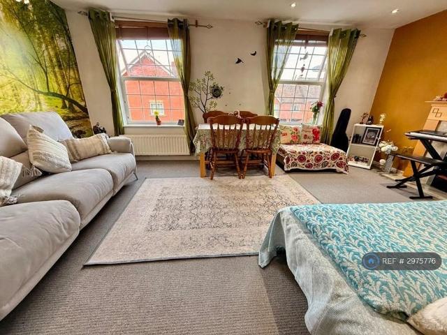2 bedroom flat to rent