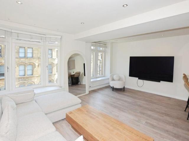 2 bedroom flat to rent