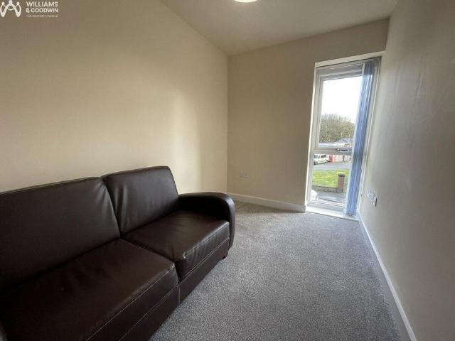 2 bedroom flat to rent