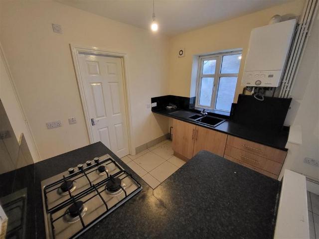 2 bedroom flat to rent