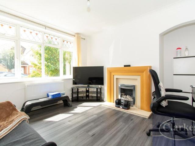 2 bedroom flat to rent