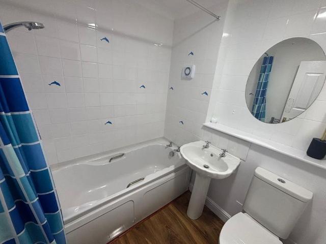 2 bedroom flat to rent