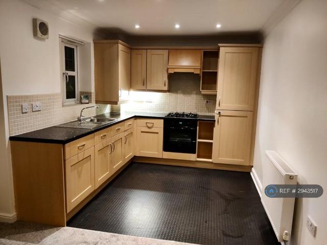 2 bedroom flat to rent
