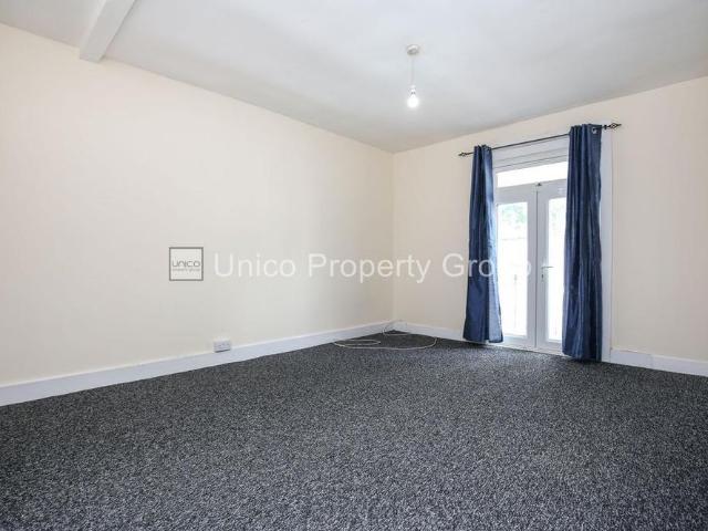 2 bedroom flat to rent