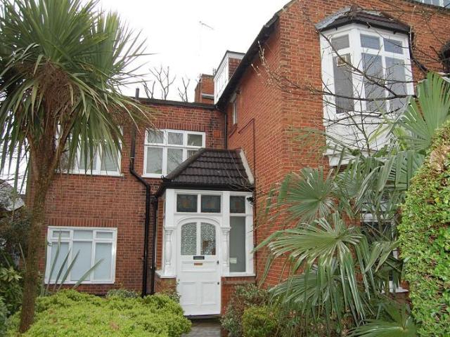 2 bedroom flat to rent