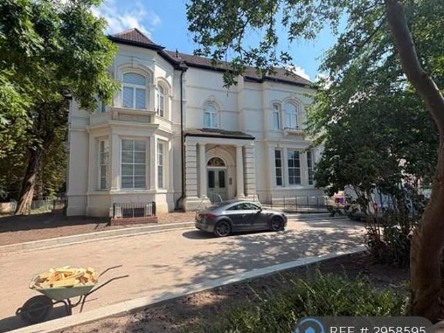 2 bedroom flat to rent