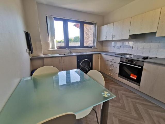 2 bedroom flat to rent