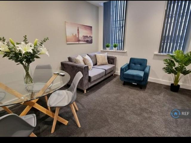 2 bedroom flat to rent