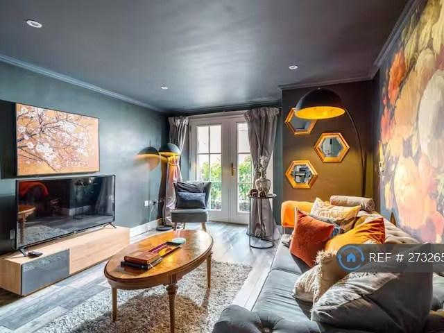2 bedroom flat to rent