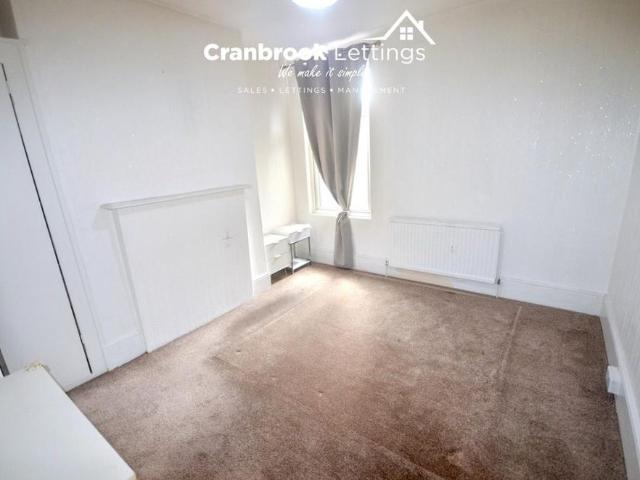 2 bedroom flat to rent