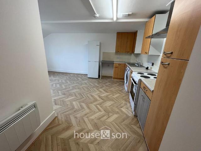 2 bedroom flat to rent