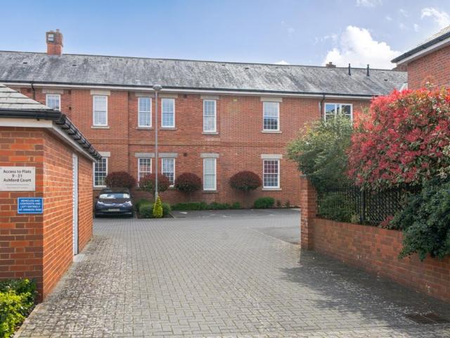 2 bedroom flat to rent