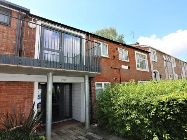 2 bedroom flat to rent