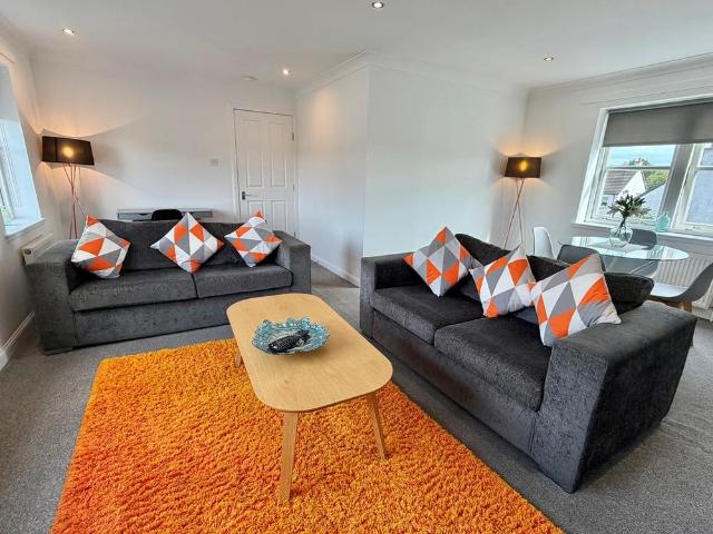 2 bedroom flat to rent