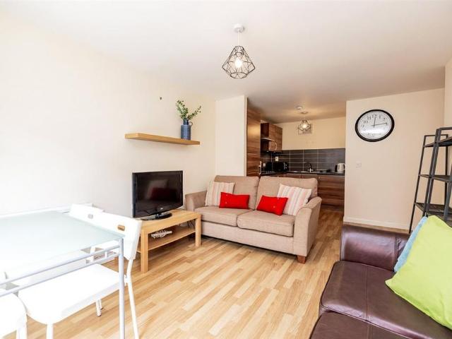 2 bedroom flat to rent