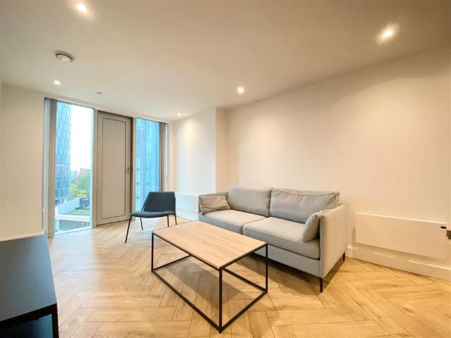 2 Bedroom Flat To Rent