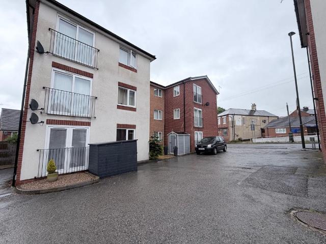 2 bedroom flat to rent
