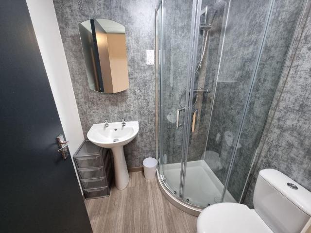 2 bedroom flat to rent