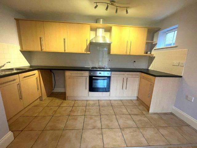 2 bedroom flat to rent