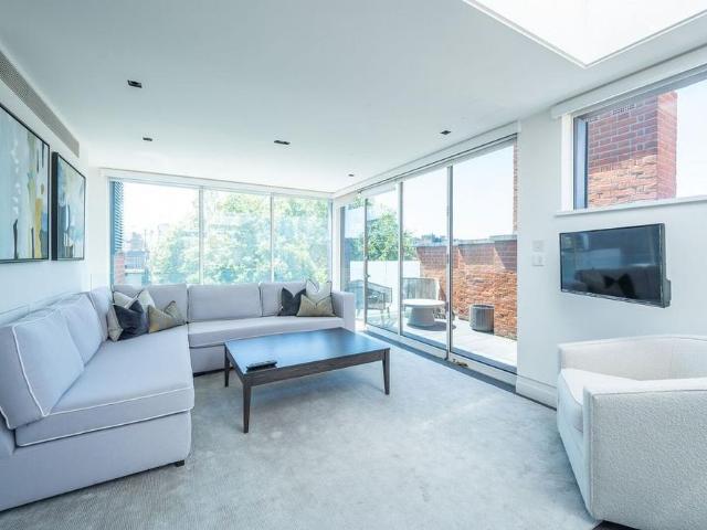 2 bedroom flat to rent