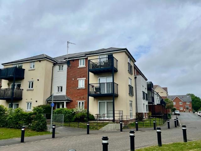 2 bedroom flat to rent