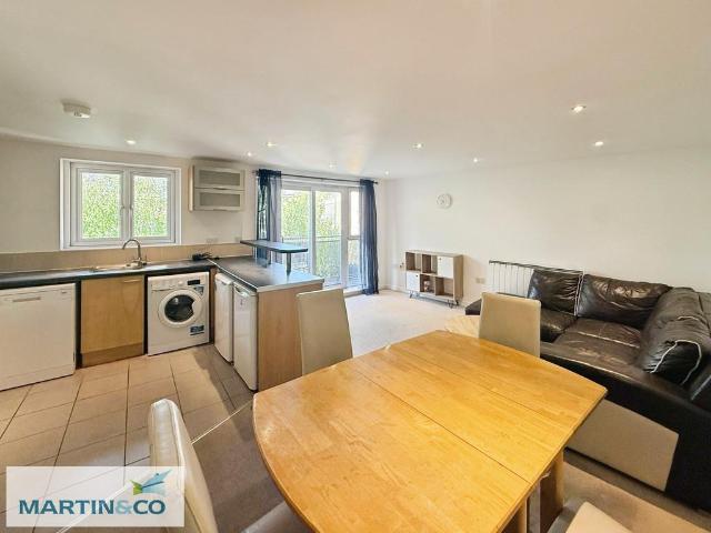 2 bedroom flat to rent