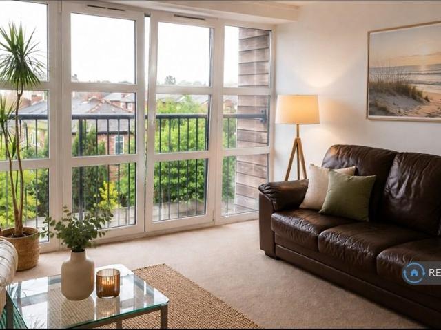 2 bedroom flat to rent