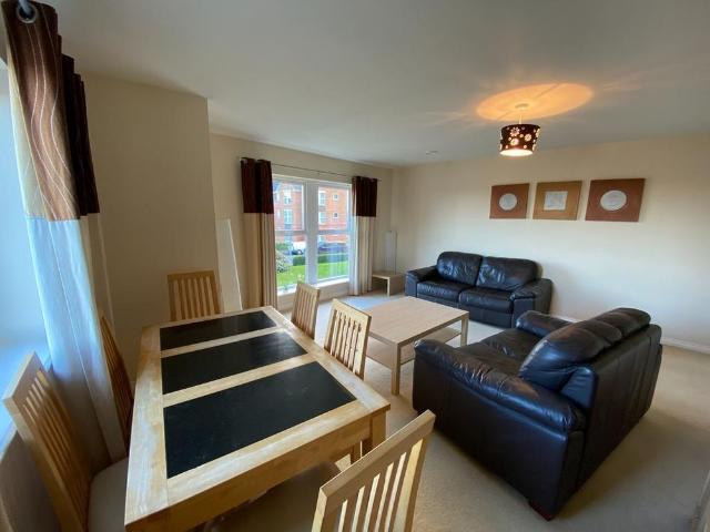 2 bedroom flat to rent