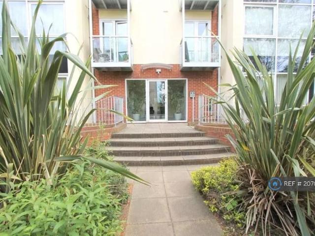 2 bedroom flat to rent